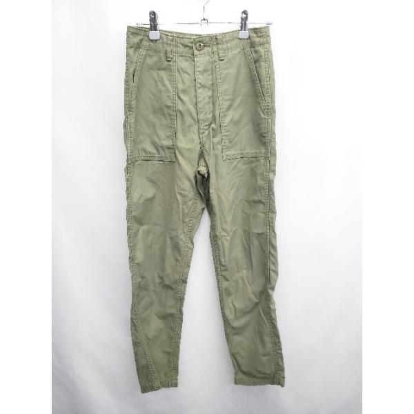 管理番号： 150618000472620250808ベースW18/辻付属品： 無<br>使用に伴う色褪せあり。<br>所々に汚れ、擦れあり。素材： 画像参照色： カーキサイズ： サイズ32梱包サイズ： 通常付属品：...