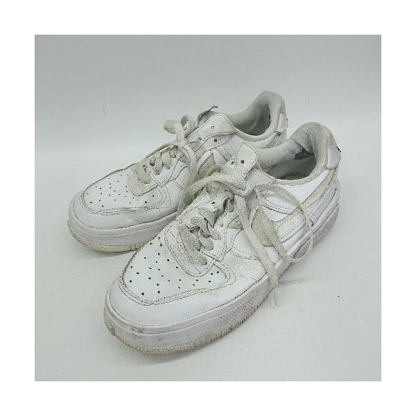 管理番号： 150703001108620250808ベースS/H付属品： 無<br>アウトソールに汚れ、すり減りあり。型崩れあり。使用に伴う汚れあり。履き口かかと部分に破れあり。素材： レザー系/ラバー系ソール色： ホワイト系...