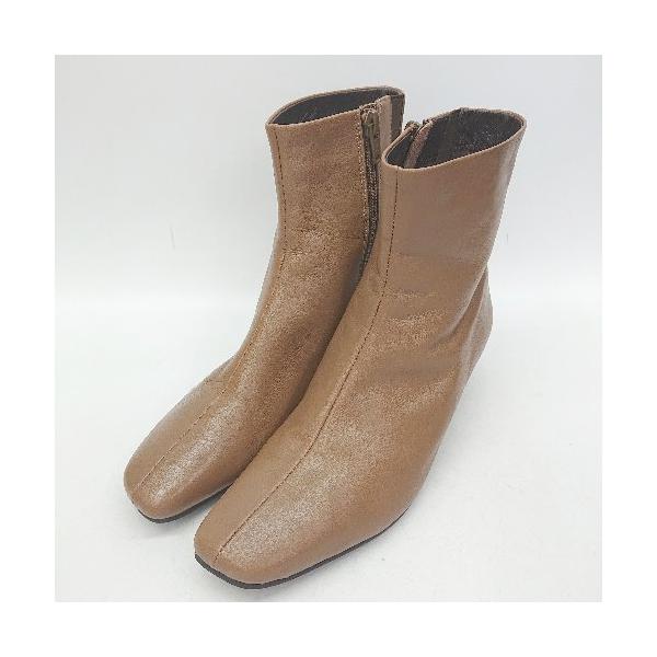 管理番号： 150728001083920250828ベースS/水付属品： 無素材： フェイクレザー/ラバーソール色： ブラウン系サイズ： サイズ23梱包サイズ： 大付属品： 無採寸サイズ： 大