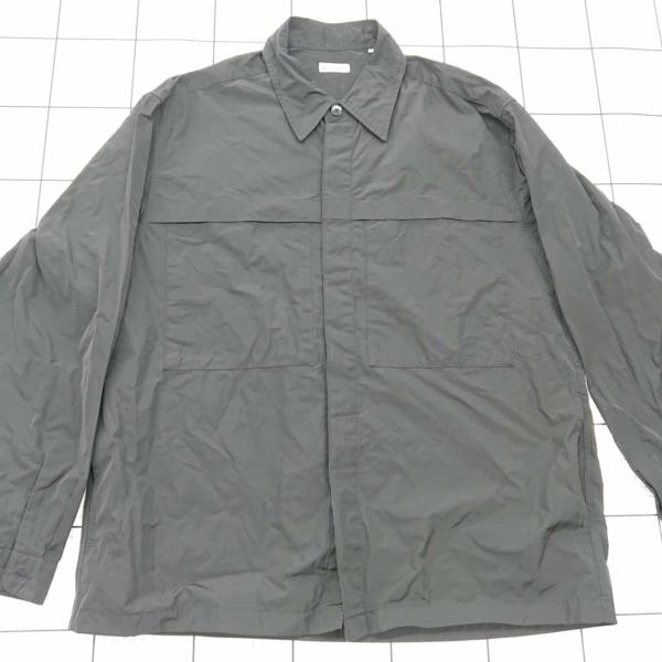 管理番号： 150825003431220251028ベースW/K付属品： 無素材： 画像参照色： Steven Alan シャツジャケット ダークグレー系 Mサイズサイズ： サイズ梱包サイズ： 通常付属品： 無採寸サイズ： 通常