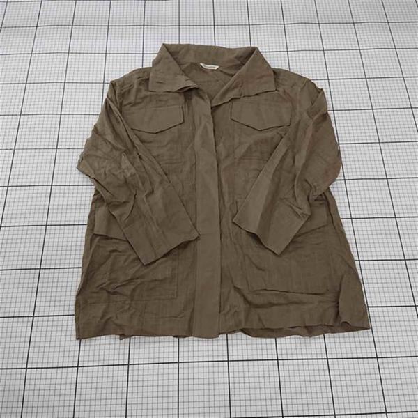 管理番号： 150918000361420251118ベースW/知付属品： 無<br>採寸は1cm格の格子背景で行っております。素材： 画像参照色： カーキ系サイズ： サイズM梱包サイズ： 通常付属品： 無<br>採...