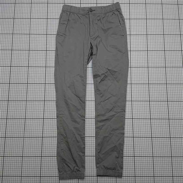 管理番号： 150919001410520251118ベースW/K付属品： 無<br>採寸はAIが1cm各の格子背景で行っております。素材： 画像参照色： 【バナナ・リパブリック BANANA REPUBLIC】AIDEN FI...