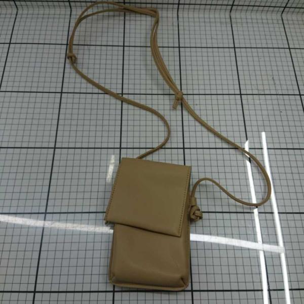 管理番号： 150919003779120251030ベースB/Ｈ付属品： 無<br>採寸は1cm各の格子背景で行っております素材： 色： ブラウン系サイズ： 0梱包サイズ： 通常付属品： 無<br>採寸は1cm各の...