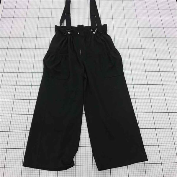 管理番号： 150930001222920251118ベースW/石付属品： 無<br>採寸は1cm格の格子背景で行っております。<br>肩ひもは調節可能です。素材： 画像参照色： ブラック系サイズ： サイズF梱包サイ...