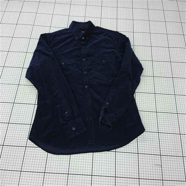 管理番号： 151007000832920251118ベースW/知付属品： 無<br>採寸はAIが1cm各の格子背景で行っております。素材： 画像参照色： 【コムサイズム】47-30IW16 コーデュロイシャツ ネイビー系 Lサ...