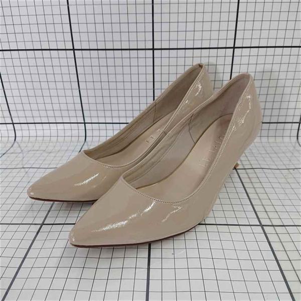 管理番号： 151007001804520251202ベースS/小付属品： 無<br>採寸はAIが1cm各の格子背景で行っております。<br>使用感のある商品です。素材： /ソール色： ルタロン LE TALON エ...