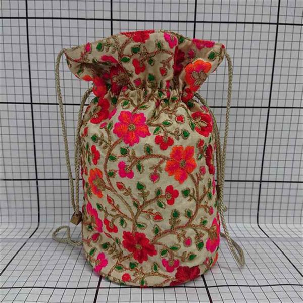 管理番号： 151023000231020251119ベースB/増付属品： 無<br>採寸はAIが1cm各の格子背景で行っております。<br>直径17cm素材： 色： DIR 69 Bohemian Design C...