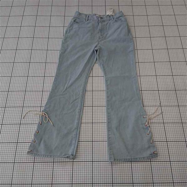 管理番号： 151029000566520251202ベースW/小付属品： 無<br>採寸はAIが1cm各の格子背景で行っております。素材： 画像参照色： アプレジュール apr?s jour サイドレースアップデニムパンツ ラ...