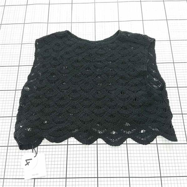 管理番号： 151029000671620251203ベースW/小付属品： 新品タグ<br>採寸はAIが1cm各の格子背景で行っております。素材： 画像参照色： ザ・ヨン THE YON TY24229 クロシェ編みノースリーブ...