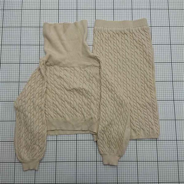 管理番号： 151110001585020251118ベースW/K付属品： 無<br>採寸はAIが1cm各の格子背景で行っております。素材： 画像参照色： デイライルノアール Delyle NOIR ケーブルニットセットアップ ...