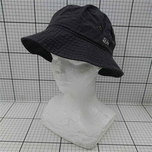 管理番号： 151111001751620260307ベースB/鈴付属品： 無<br>採寸はAIが1cm各の格子背景で行っております。素材： 画像参照色： サイズ： エトバース Et baas バケットハット ブラック系 Mサイ...