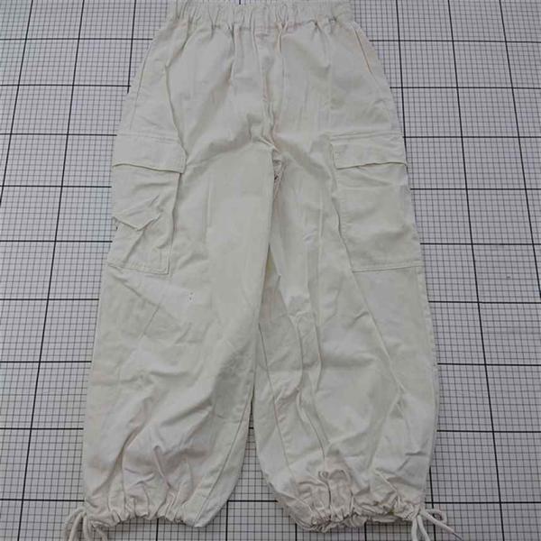 管理番号： 151111002188920260307ベースW/鈴付属品： 無<br>採寸はAIが1cm各の格子背景で行っております。素材： 画像参照色： メイクススタイル Makes Style コットンカーゴパンツ Sサイズ...