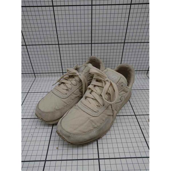 管理番号： 151111002541220260320ベースS/K付属品： 無<br>採寸はAIが1cm各の格子背景で行っております。素材： /ソール色： ニューバランス New Balance UL720MB1 ベージュ系 ス...