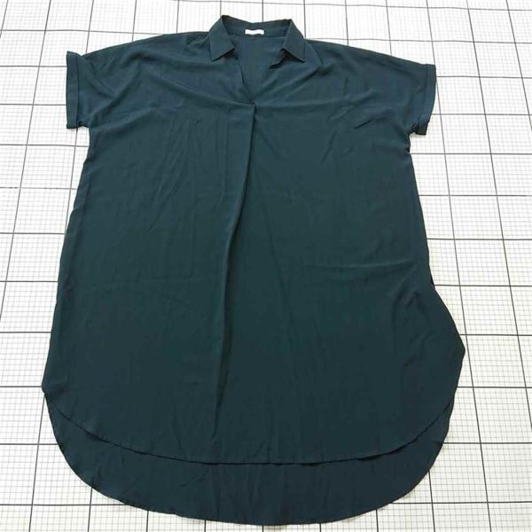 管理番号： 151112000930320260308ベースW/増付属品： 無<br>採寸はAIが1cm各の格子背景で行っております。素材： 画像参照色： アイテムズ アーバンリサーチ IT45-23B008 シャツワンピース ...