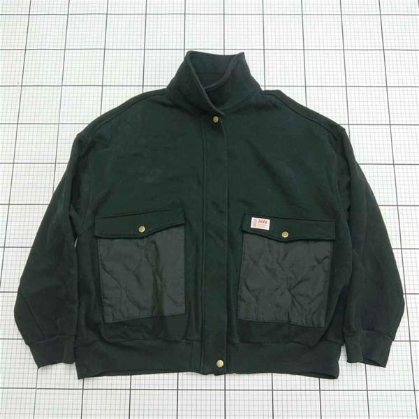 管理番号： 151125001181820260308ベースW/鈴付属品： 無<br>採寸はAIが1cm各の格子背景で行っております。素材： 画像参照色： ジャバ JaVa jv1050115 キルティング切替ジャケット ブラッ...