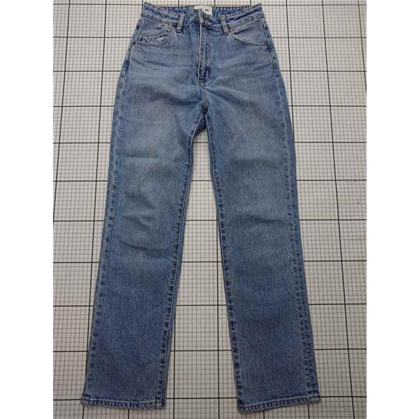 管理番号： 151125001589220260308ベースW/鈴付属品： 無<br>採寸はAIが1cm各の格子背景で行っております。素材： 画像参照色： ローラズ ROLLA'S ハイライズストレートデニムパンツ ライトブルー...