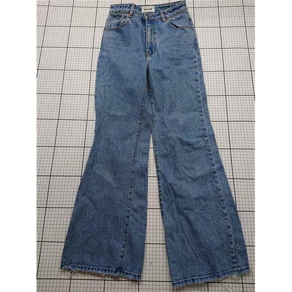 管理番号： 151202000653920260308ベースB/K付属品： 無<br>採寸はAIが1cm各の格子背景で行っております。素材： 画像参照色： ローラズ ROLLA'S フレアデニムパンツ サイズ25 オーストラリア...