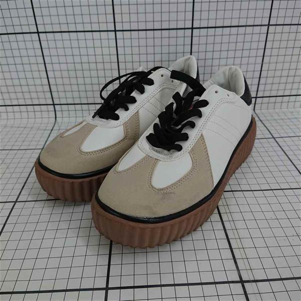 管理番号： 151210000204820260308ベースS/鈴付属品： 無<br>採寸はAIが1cm各の格子背景で行っております。素材： /ソール色： ジャバ Java jv1129002 厚底スニーカー Sサイズ ベージュ...