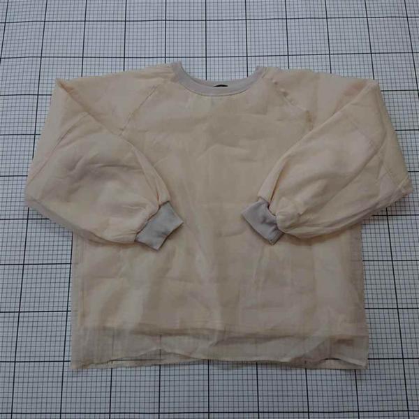 管理番号： 151210001310520260308ベースB/小付属品： 無<br>採寸はAIが1cm各の格子背景で行っております。素材： 画像参照色： ラマン Raman 719730-01 オーガンジー切替プルオーバー L...