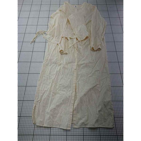 管理番号： 151219001273620260308ベースB/K付属品： 無<br>採寸はAIが1cm各の格子背景で行っております。素材： 画像参照色： ニコアンド niko and... S221TH07RM コットンレーヨ...