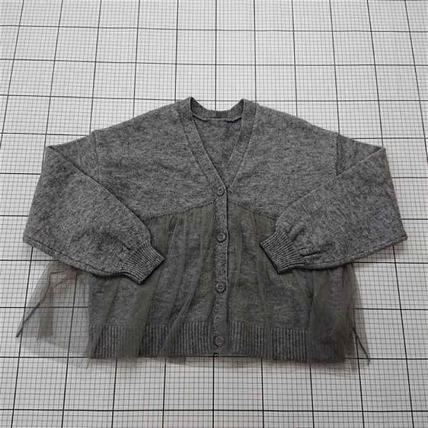 管理番号： 151222002620720260308ベースB/K付属品： 無<br>採寸はAIが1cm各の格子背景で行っております。素材： 画像参照色： パーシステンス Persistence チュール切替カーディガン グレー...