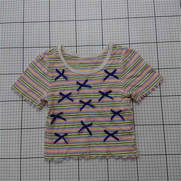 管理番号： 151222002691720260308ベースB/K付属品： 無<br>採寸はAIが1cm各の格子背景で行っております。素材： 画像参照色： ハローサンフランシスコ HELLO SAN FRANCISCO ボーダー...