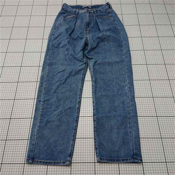 管理番号： 151222003252920260308ベースB/K付属品： 無<br>採寸はAIが1cm各の格子背景で行っております。素材： 画像参照色： クラシカルエルフ Classical Elf デニムパンツ Mサイズ レ...