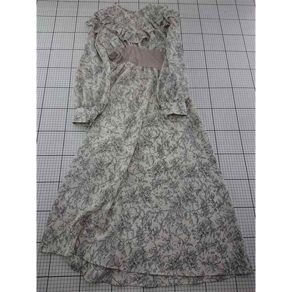 管理番号： 151222006673920260320ベースB/K付属品： 無<br>採寸はAIが1cm各の格子背景で行っております。素材： 画像参照色： アプレジュール apr?s jour AJ970560BW 花柄フリルロ...