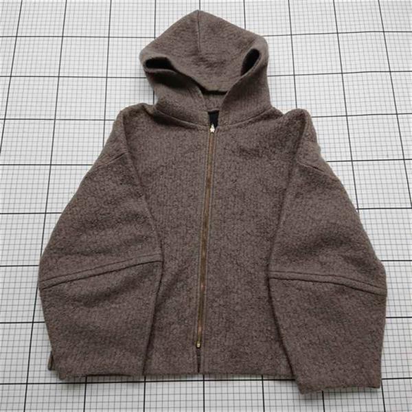 管理番号： 151222007677620260320ベースB/K付属品： 無<br>採寸はAIが1cm各の格子背景で行っております。素材： 画像参照色： マラ malla mo04UJ961 フーデッドジップアップジャケット ...