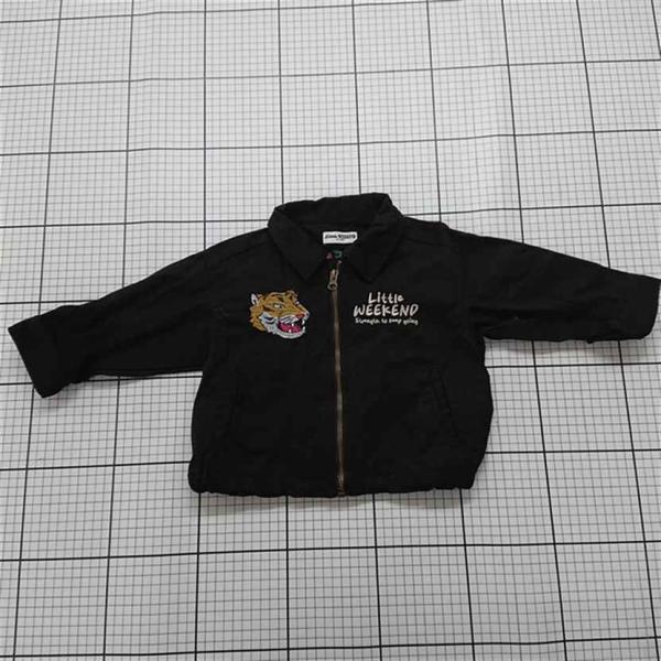 管理番号： 160121001305820260320ベースB/K付属品： 無<br>採寸はAIが1cm各の格子背景で行っております。素材： 画像参照色： リトルウィークエンド Little WEEKEND R1420FR 刺繍...