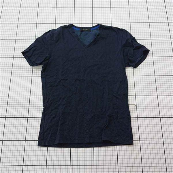 管理番号： 160121001619620260320ベースB/K付属品： 無<br>採寸はAIが1cm各の格子背景で行っております。素材： 画像参照色： ボイコット BOYCOTT Vネック半袖Tシャツ ネイビー系 メンズ 2...