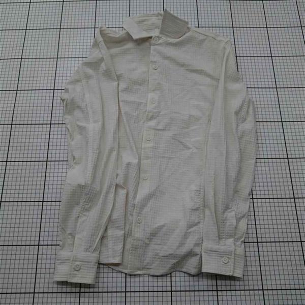 管理番号： 160204001513720260320ベースB/K付属品： 無<br>採寸はAIが1cm各の格子背景で行っております。素材： 画像参照色： ゼロバイトルネードマート ZERO by TORNADO MART 長袖...