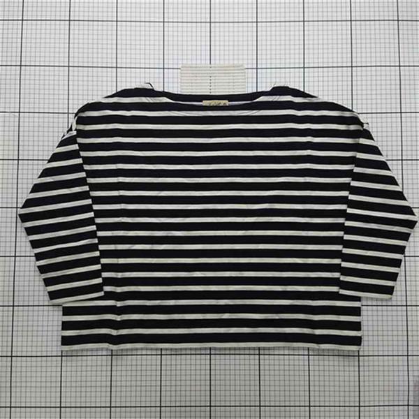 管理番号： 160204005468620260320ベースB/K付属品： 無<br>採寸はAIが1cm各の格子背景で行っております。<br>やや汚れあり素材： 画像参照色： パンセ Pensee ボーダー カットソ...