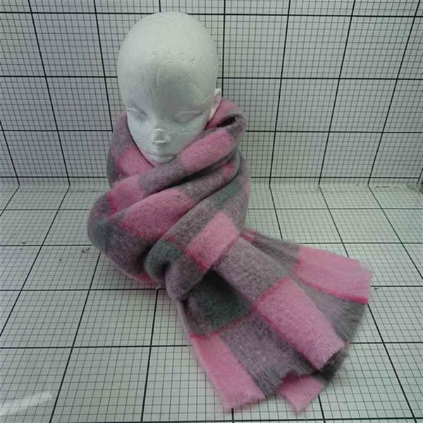 管理番号： 160213000882720260320ベースB/K付属品： 無<br>採寸はAIが1cm各の格子背景で行っております。素材： 画像参照色： ハイアイメイドイット Hi, I Made It チェック柄マフラー ピ...