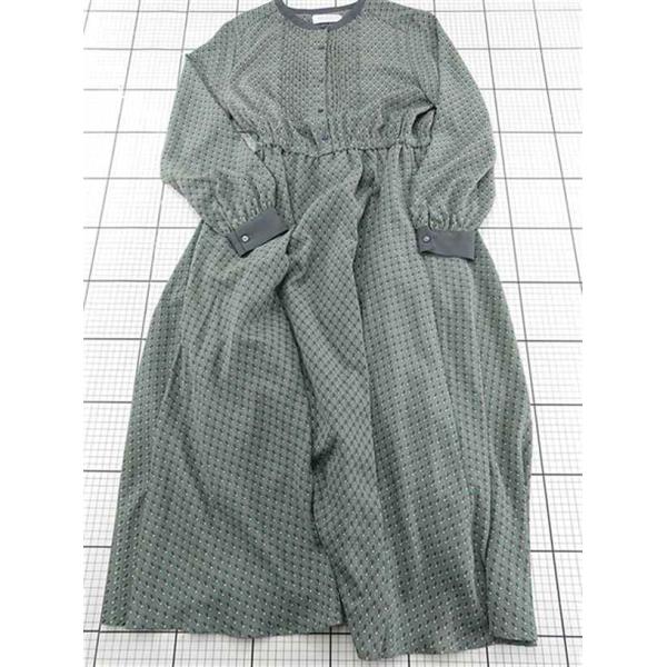 管理番号： 160213001561020260320ベースB/K付属品： 無<br>採寸はAIが1cm各の格子背景で行っております。素材： 画像参照色： ユナイテッドアローズ A DAY IN THE LIFE 6426-69...