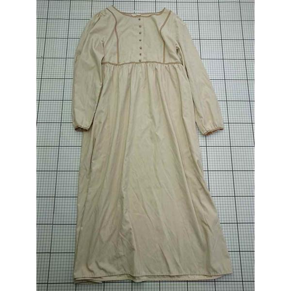 管理番号： 160224000557020260501ベースB/K付属品： 無<br>採寸はAIが1cm各の格子背景で行っております。素材： 画像参照色： エヘカソポ ehk? s?p? CPF-1106528 パイピングデザイ...