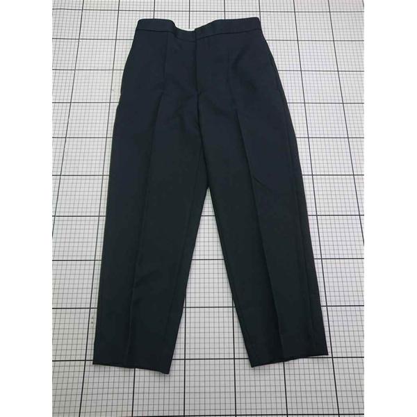 管理番号： 160316000297720260327ベースB/K付属品： 無<br>採寸はAIが1cm各の格子背景で行っております。素材： 画像参照色： ノーク N.O.R.C by the line テーパードパンツ ブラッ...