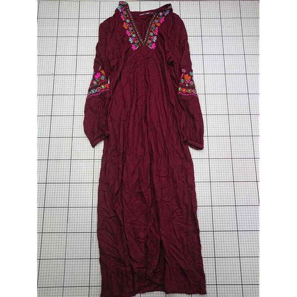 管理番号： 160403001702220260501ベースB/K付属品： 無<br>採寸はAIが1cm各の格子背景で行っております。素材： 画像参照色： クリストフ ソヴァ CHRISTOPHE SAUVAT エスニック刺繍ワ...