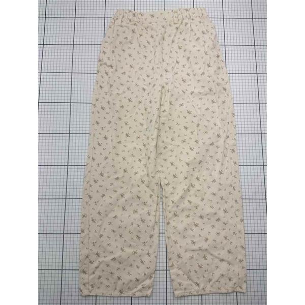 管理番号： 160403002184520260501ベースB/K付属品： 無<br>採寸はAIが1cm各の格子背景で行っております。素材： 画像参照色： エヘカソポ ehk?s?p? 花柄コットンパンツ NSD-2400354...