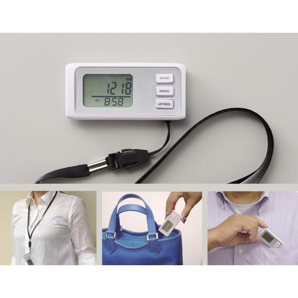 バッグに入れて携帯しても計測可能な3Dタイプの歩数計です。充実した機能とリーズナブルな価格が魅力です。ストラップ付き。本体サイズ；　W69 x D33 x H9 mm包装；　化粧箱入箱サイズ；　W95 x D15 x H60 mm材質；　A...