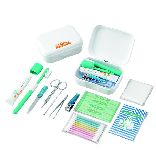 １１種類のアイテムが入ったコンパクトで実用的な救急セットです。キズテープ 医療機器届出番号 27B3X00138000001本体サイズ；　W110 x D80 x H40 mm包装；　化粧箱入箱サイズ；　W82 x D42 x H110 m...