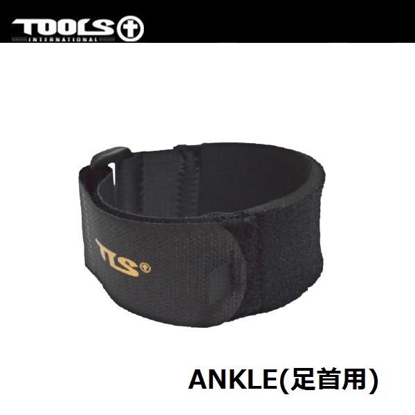 ブーツを履いた時に、リーシュをつけていない反対側の足に装着することで、ブーツ内への水の侵入を防ぎ、密着度を保ったままサーフィンする為に使用！【サイズ】:フリー(幅3.8cm×長さ32.5cm)メーカー希望小売価格：540円<注意事項&...