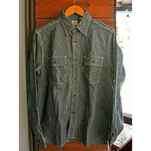 カラーブラックネイビーレッド※店頭との売り違いの有る場合がございますのでご了承下さい。