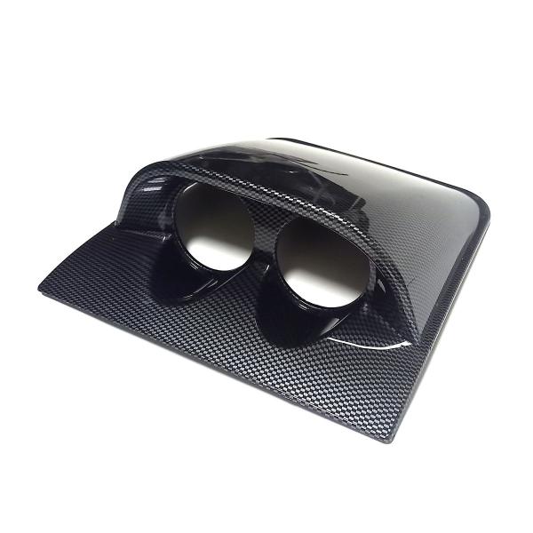 ・52φ(2インチ)メーターを2つ埋め込む事が可能です。・レーシーなブラックカラー・寸法： 205（背面180）×214（左側）205（右側）×65ｍｍ（2連）・固定用ビスは付属しません。・製造工程で発生するにじみ等がある場合がございます。