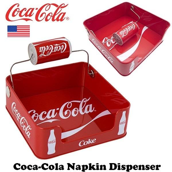 世界中で愛され続けるドリンクブランド、Coca-Cola のロゴが映える、レトロ感たっぷりのナプキンディスペンサーが登場！アメリカンダイナーを思わせるクラシックなデザインに、鮮やかなレッドカラーが目を引く存在感抜群のアイテム。ハンドル部分に...