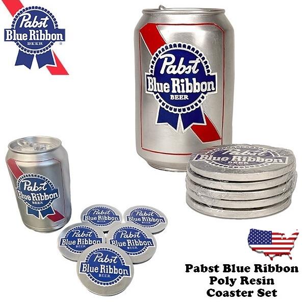 アメリカ直輸入の本格アメリカン雑貨！ **PABST BLUE RIBBON（パブスト ブルーリボン）**のポリレジン製コースターセットです。パブストビール缶をモチーフにしたビッグサイズのレジン製ケースの中に、 ロゴ入りコースターが5枚セッ...