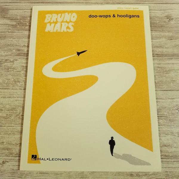 【ピアノ弾き語り】【ギター弾き語り】【ブルーノ・マーズ】【Hal-Leonard 】【輸入楽譜】