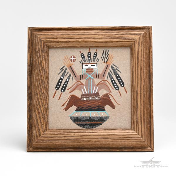 【部族】NAVAJO（ナバホ）【品名】SAND PAINTING（サンドペイント）【サイズ】正方形約 22cm×22cm厚み：約 2.2cm【商品説明】ナバホ族の古来より伝わる儀式の中で、病を治癒しパワーを与えるためにメディスンマン（祈祷師...