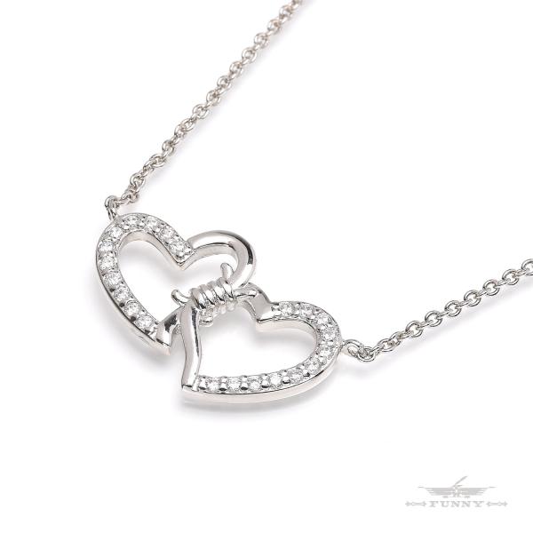 【メーカー名】MONTANA SILVERSMITHS（モンタナ・シルバースミス）【品名/品番】NC-Victory In Love CZ / #NC5371【素材】真鍮（ロジウムメッキ）【サイズ】W29 × H19（mm）長さ：約40cm...