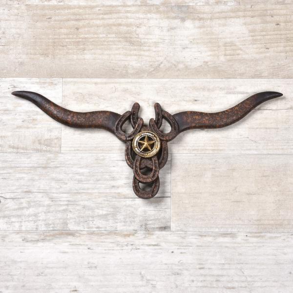 【品名】Plaque Longhorn with Star／87-2175-0-0【素材】樹脂【サイズ】約 H13cm×約 W35cm【商品説明】本製品はロングホーンモチーフの樹脂製のウォール アートです。中央は重なり合うほーシュシュ―と大...